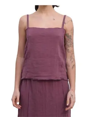 BASERANGE Shok Exposed-seam Camisole Top - Red