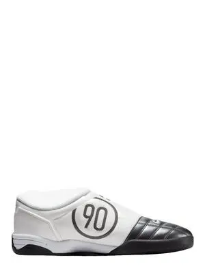 NIKE Nike Total 90 Lace-Up Sneakers