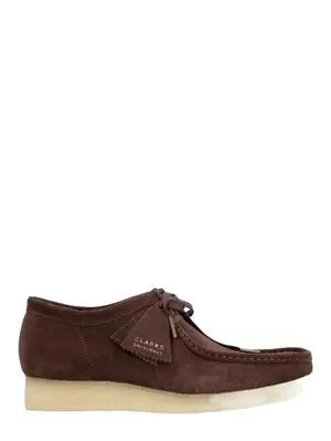 Clarks Wallabee Round Toe Lace-up Boots - Brown