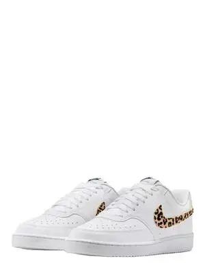 Nike Nike Court Vision Low SE Sneakers White