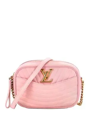 LOUIS VUITTON New Wave Camera Bag Quilted Leather Crossbody Bag - Pink