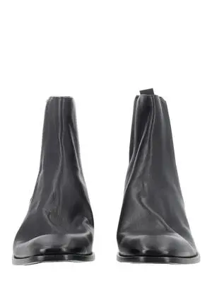 SAINT LAURENT SAINT LAURENT Calfskin Chelsea Boots