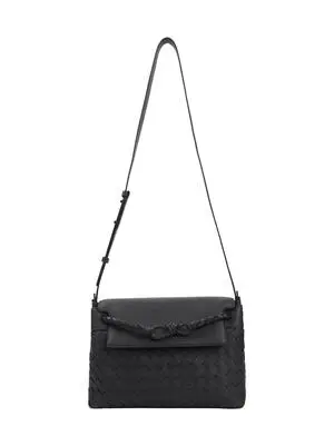 Bottega Veneta Bottega Veneta Small Andiamo Messenger Gummy Unisex Black