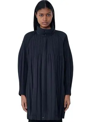 Issey Miyake Pleated High-neck Coat - Black