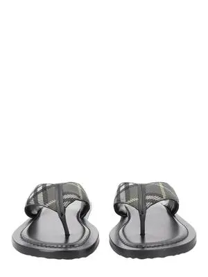Burberry Check Pavillon Thong Flat Sandals - Multicolor