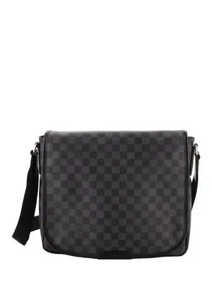 LOUIS VUITTON Daniel Messenger Bag - Black