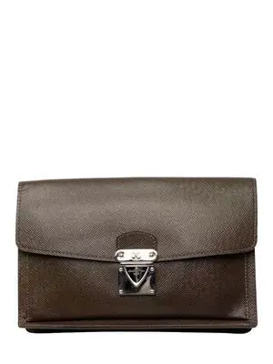 LOUIS VUITTON 2008 Taiga Belaia Clutch Bag