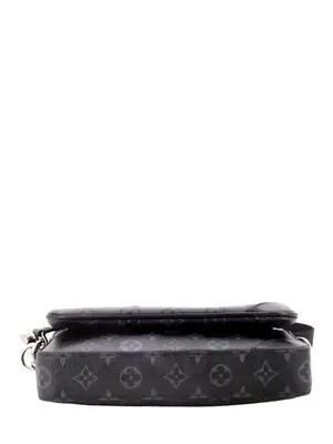 LOUIS VUITTON Messenger Bag - Black