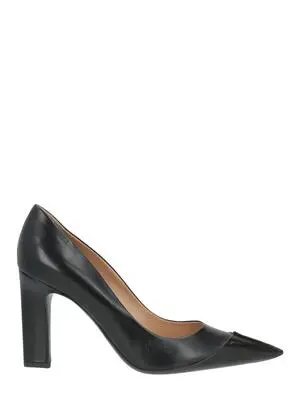 Chloé Leather Courts - Black