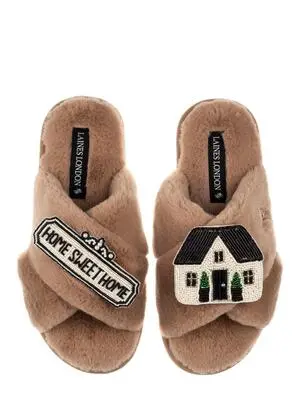 LAINES LONDON Classic Slippers With Home Sweet Home Brooches - Brown
