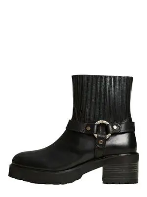 TWINSET Leather Short Biker Boots With Ring - Black