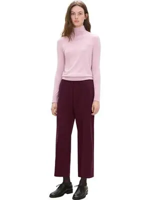Theory Classic Straight Pull-On Pant In Admiral Crepe Deep Mulberry