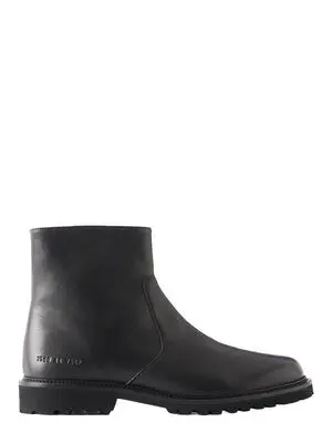 COMMON PROJECTS Leather Boots - Black