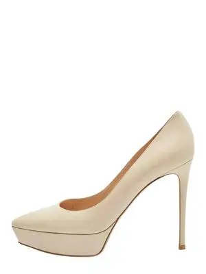 GIANVITO ROSSI Gianvito Rossi Pointed-Toe Platform Pumps