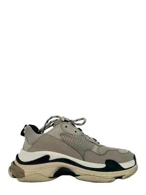 Balenciaga Balenciaga Triple S Sneakers Neutrals