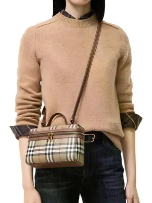 Burberry Burberry Vanity Bag Neutrals