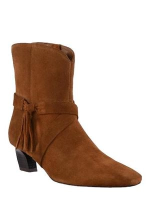 BOOTIES