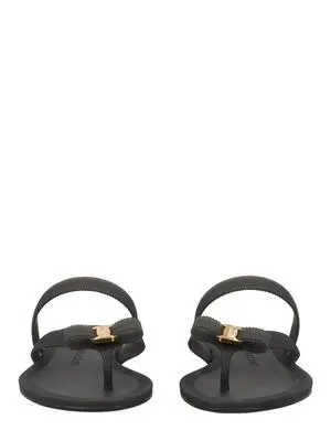 FERRAGAMO FERRAGAMO Thong Sandals With Bow Detailing Black