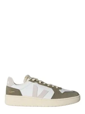 VEJA Veja Leather Low-Top Trainers Nude