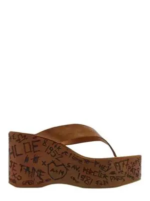 Chloé Maxime Wedge Slides With Graffiti Print - Brown