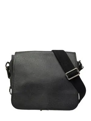 LOUIS VUITTON Taiga Andrei Crossbody Bag - Black