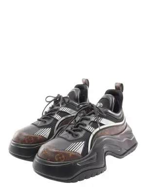 LOUIS VUITTON Louis Vuitton Arclight 2.0 Sneakers