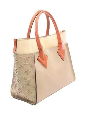 LOUIS VUITTON Monogram Tote Bag - Neutrals