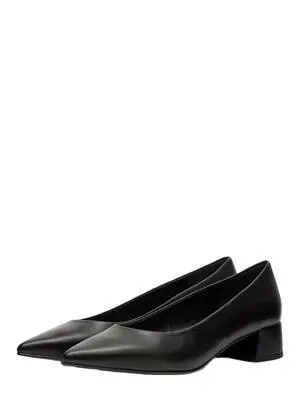 Lottusse 1877 Carla Pointed-toe Pumps - Black