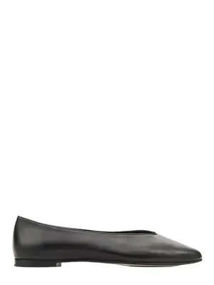 LOTTUSSE Bella Almond-toe Pumps