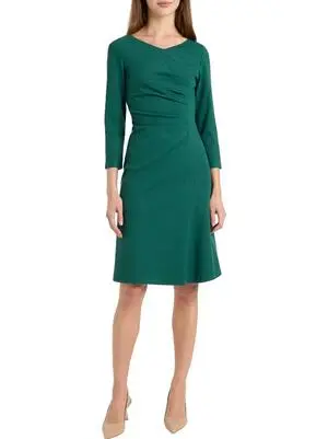 Santorelli Liv Sheath Dress In Soft Stretch Crepe - Evergreen