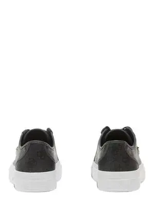 Guess Jelexa Logo-print Sneakers - Black