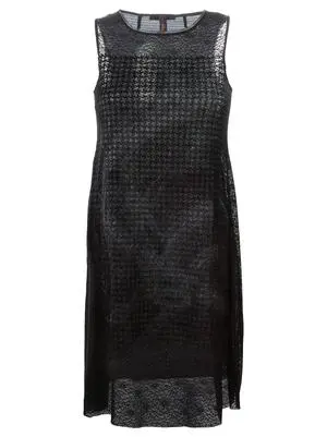 HIGH High Black Sleeveless Shift Dress