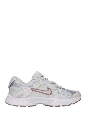 NIKE Nike V5 RNR GS Athletic Sneakers