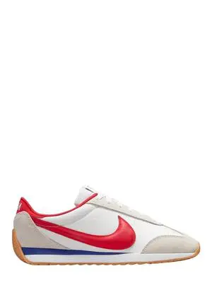 NIKE Nike Athletic Sneakers