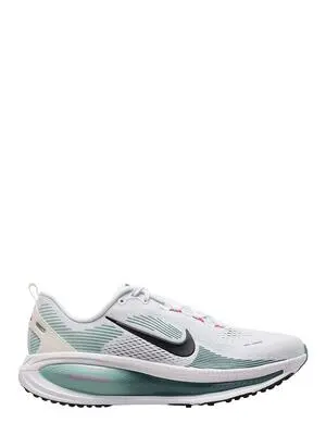 Nike Vomero 18 Athletic Sneakers - Grey