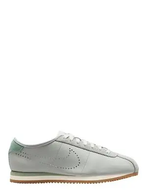 Nike Nike Cortez Lace-Up Sneakers Silver