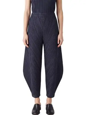 Issey Miyake Cropped Wide-leg Pleated Crêpe Trousers - Black