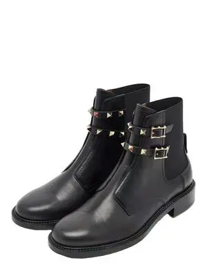 Valentino Garavani Rockstud Buckled Ankle Boots - Black