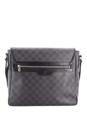 LOUIS VUITTON Damier Graphite Daniel Messenger Bag Mm - Black