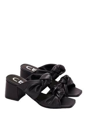 CLARA BARCELO Twist & Shout Mule - Black