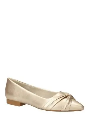 BELLA VITA Roxie Pointed Toe Flat - Champagne