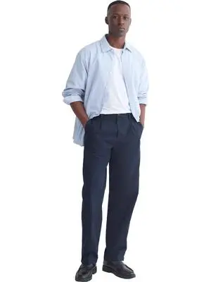 Everlane Pleated Everyday Chino Pant - Deep Navy
