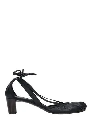 LEMAIRE Lemaire "Pedille" Pumps In Black Goat Leather Black