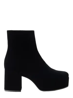 GIANVITO ROSSI Sally Velvet Ankle Boots - Black