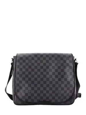 LOUIS VUITTON Damier Graphite Messenger Bag - Black