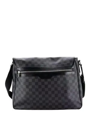 LOUIS VUITTON Damier Graphite Gm Messenger Bag - Black