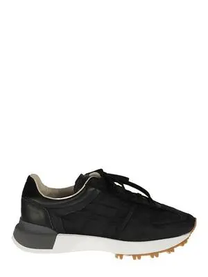 MAISON MARGIELA Side Quilt Detailed Sneakers - Black