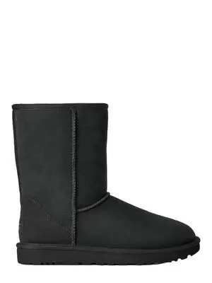 UGG UGG Classic Short II Sheepskin Boots Black/