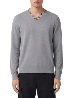 Burberry V-neck Sweatshirt With Iconic Check Detail - Grey