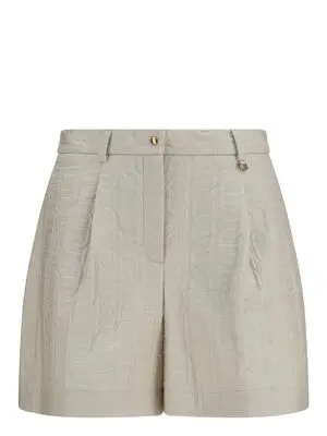Moncler Logo Quilted Shorts - Cream